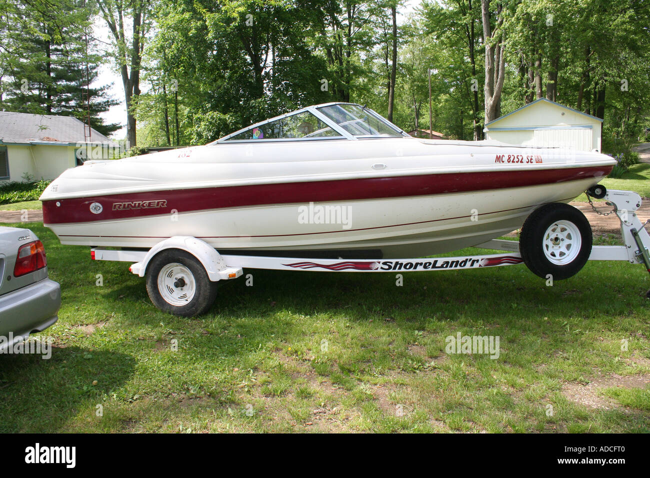 Boat attached to land hi-res stock photography and images - Alamy