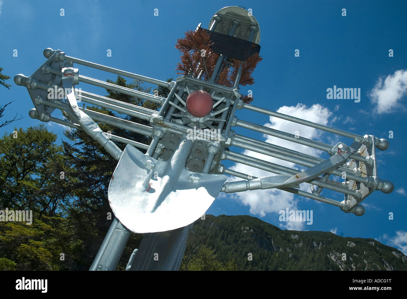 Miners cross hi-res stock photography and images - Alamy