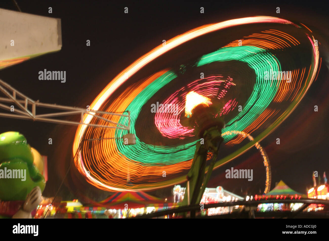 Fair, spinning wheel with colors, moving briskly in the night Stock ...