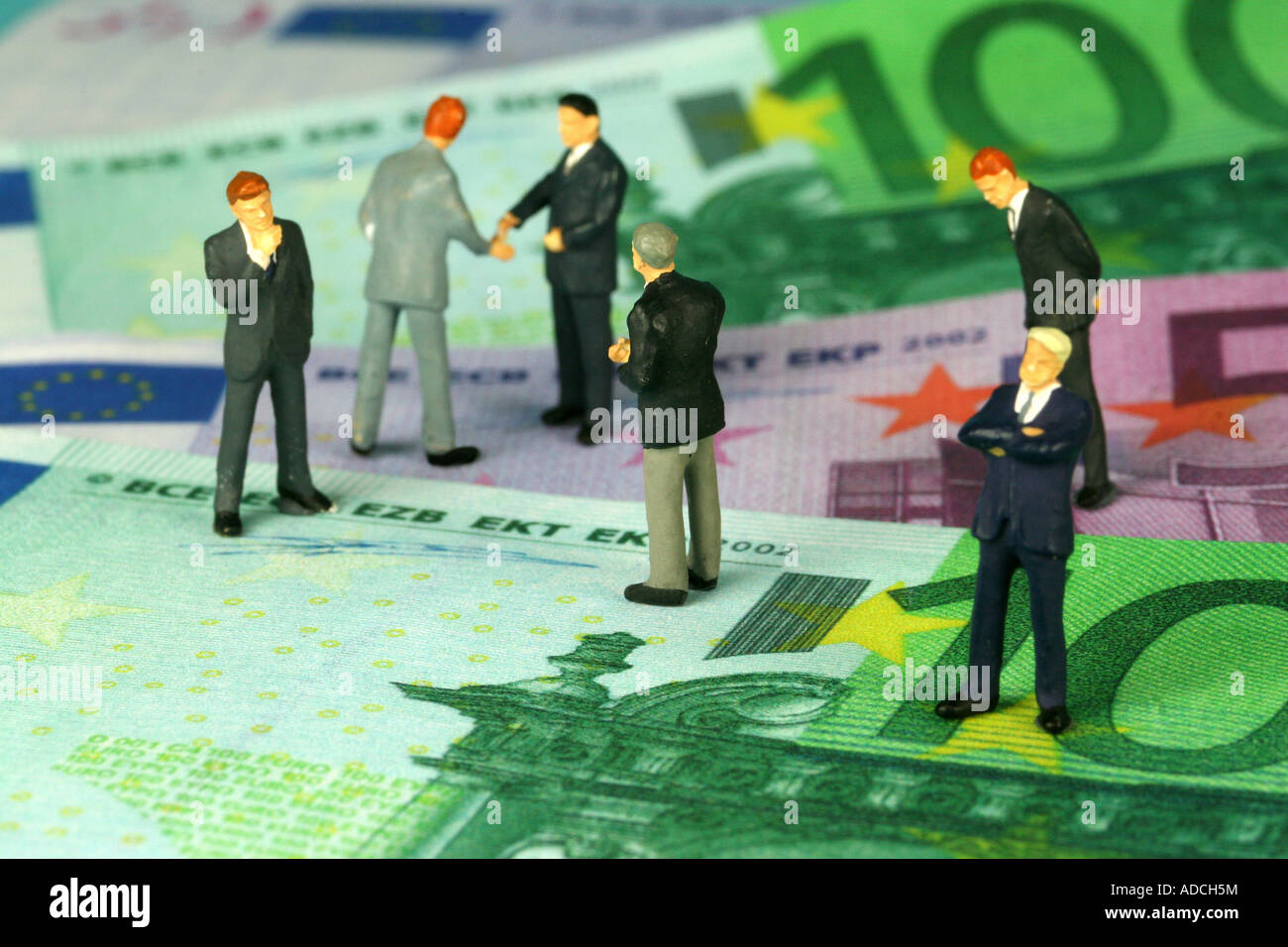 figures on money Stock Photo - Alamy