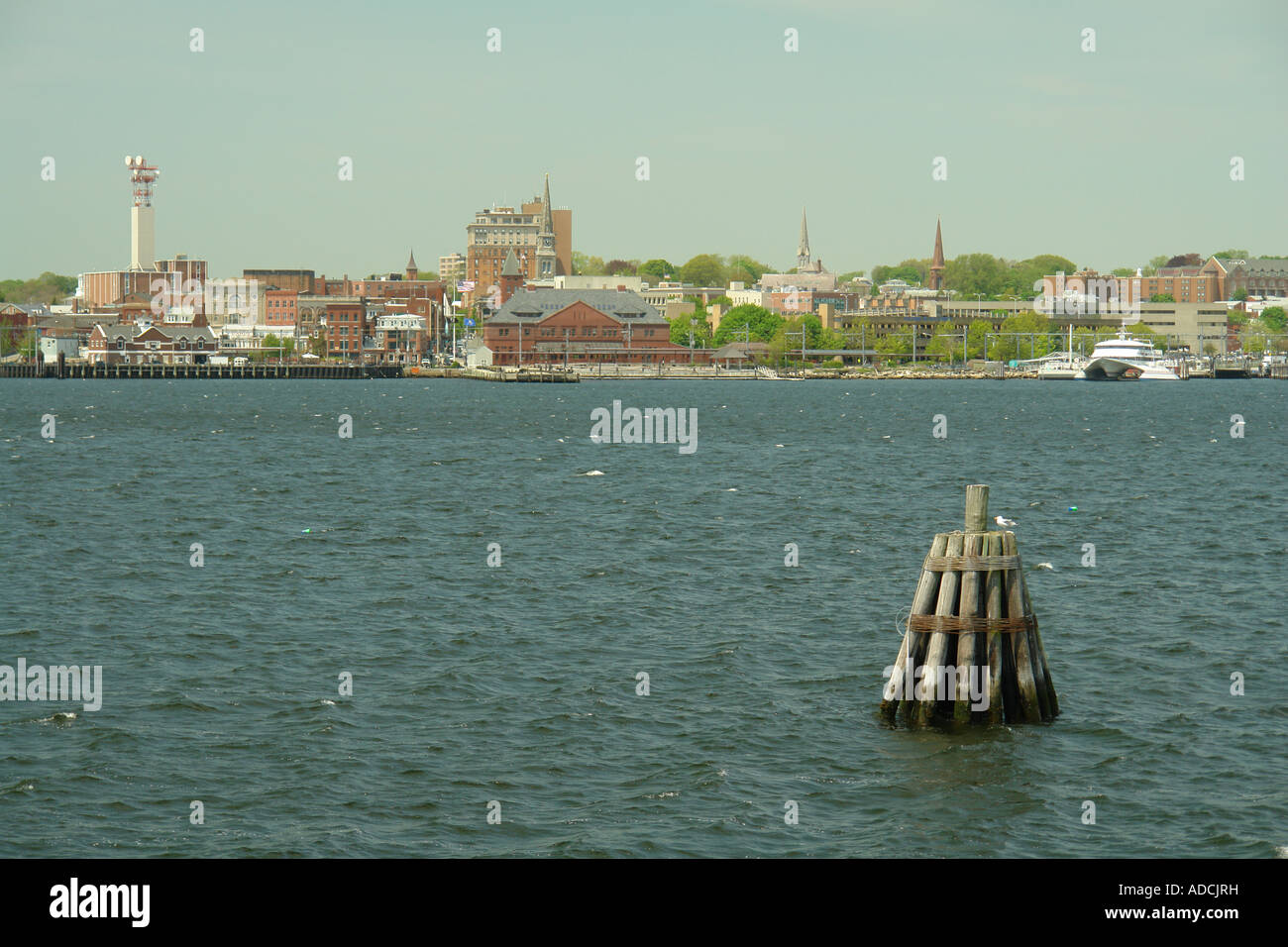 AJD58390, New London, CT, Connecticut, harbor Stock Photo - Alamy