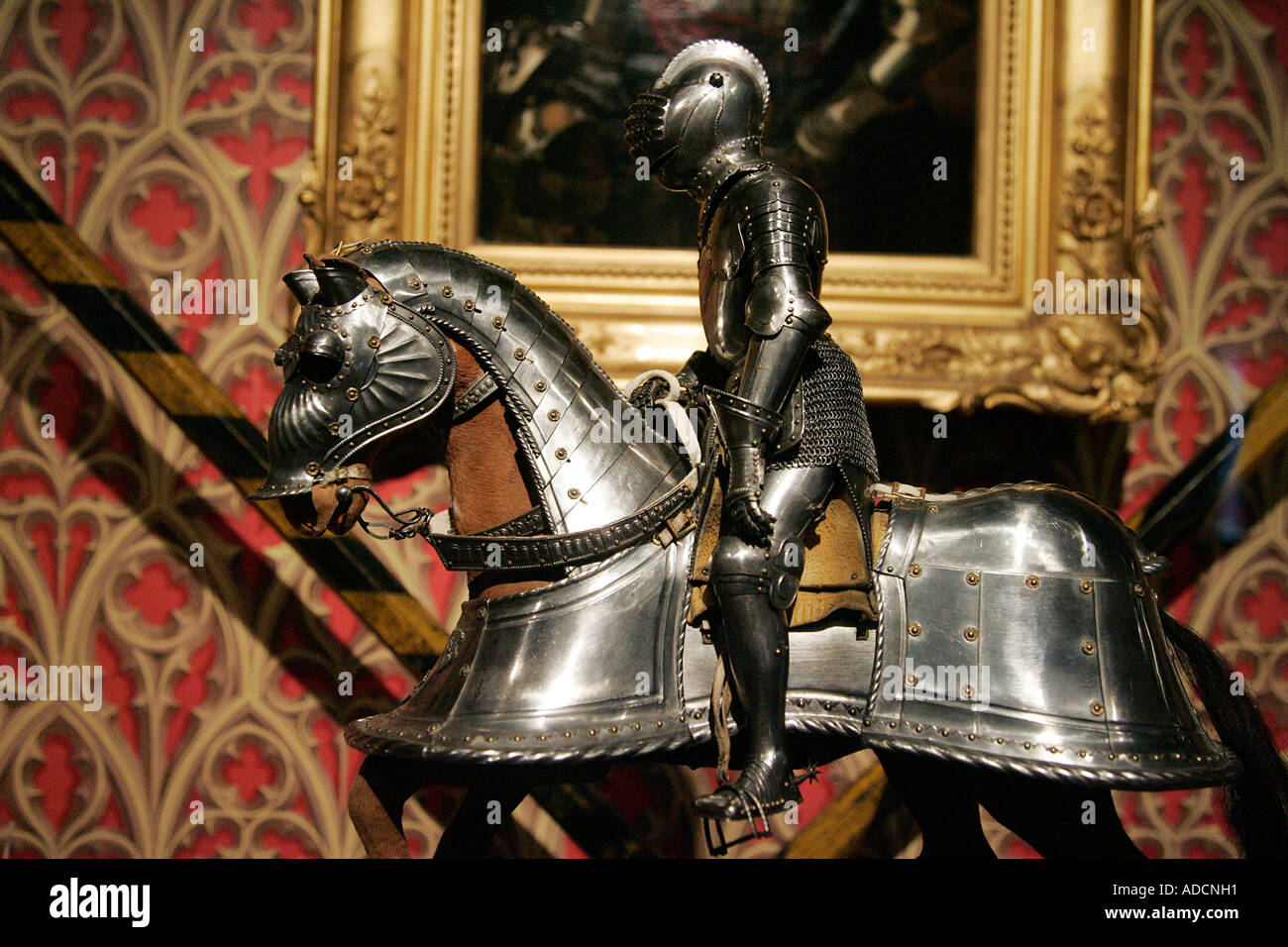 Medieval knight trooper action cavalryman horseman rider equestrian ...