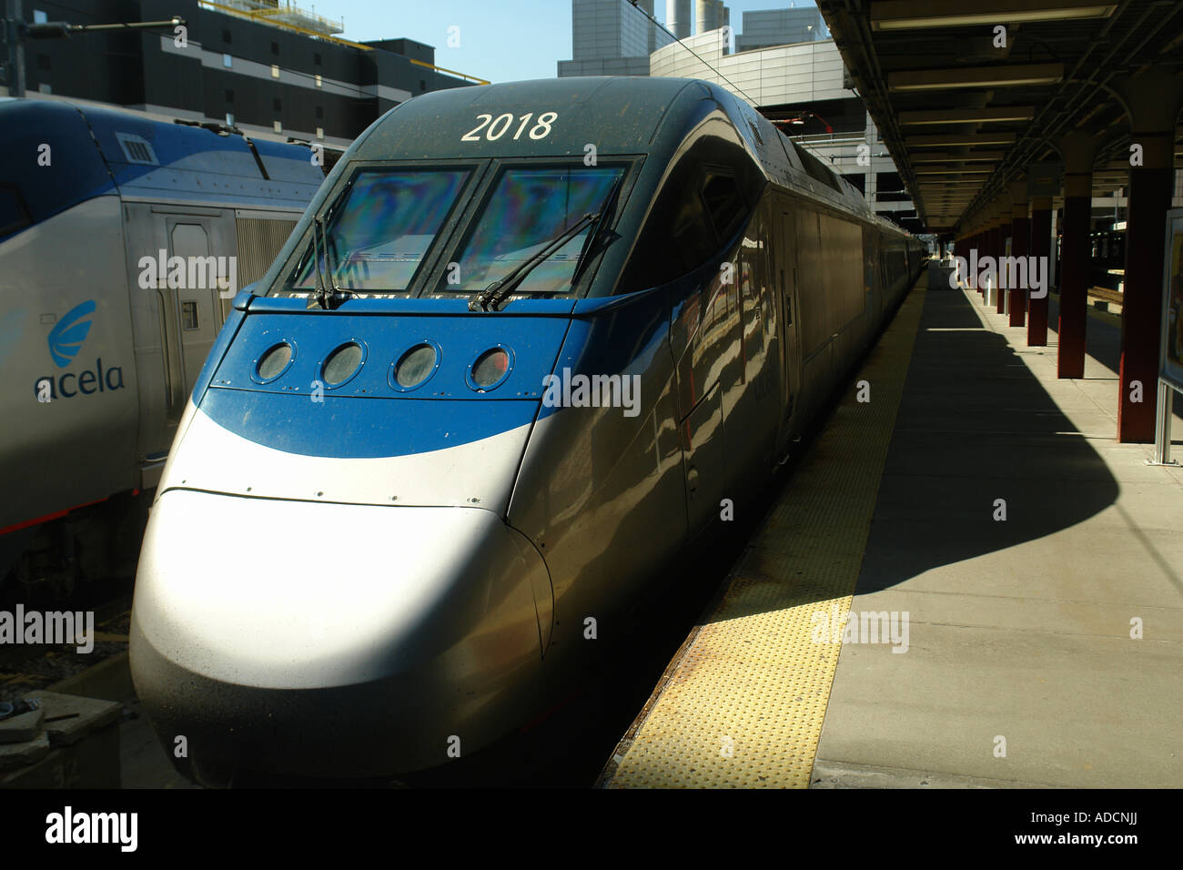 Amtrak acela train hi-res stock photography and images - Alamy