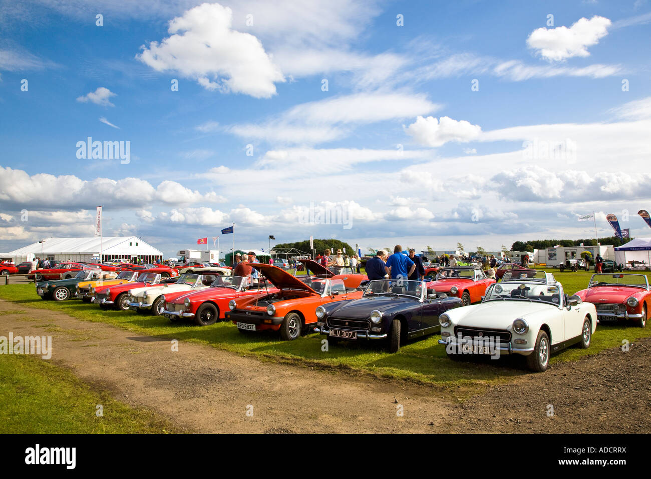 Silverstone classic car show hi-res stock photography and images - Alamy