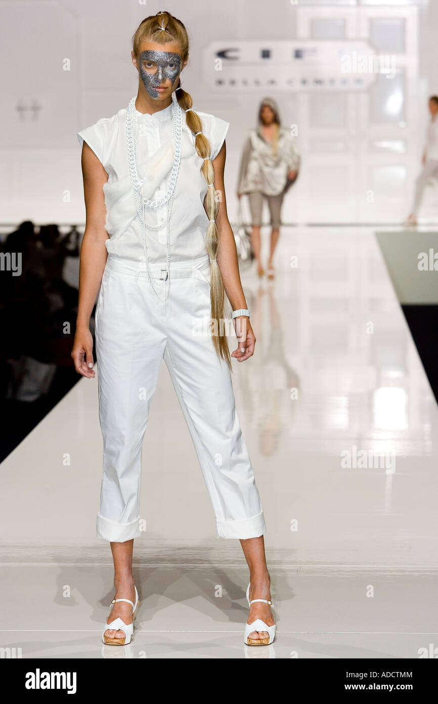 Revealing Clothes Stock Photos & Revealing Clothes Stock Images - Alamy