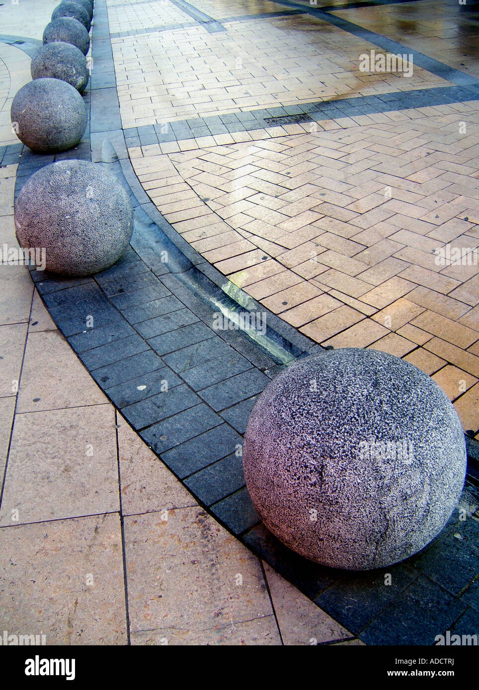 pavement tralee ireland Stock Photo - Alamy