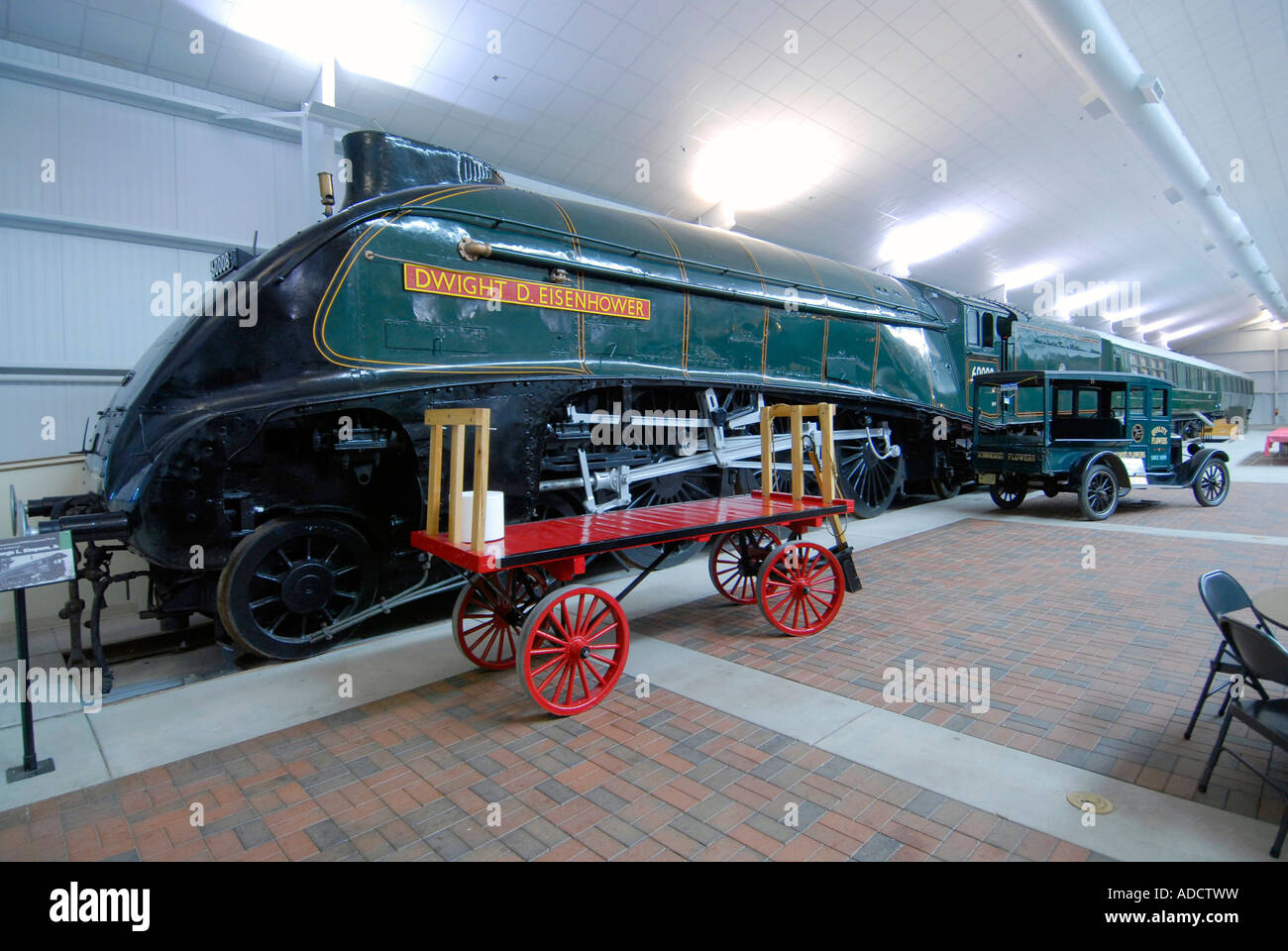 The Dwight Eisenhower Locomotive and WWII command train at the National ...