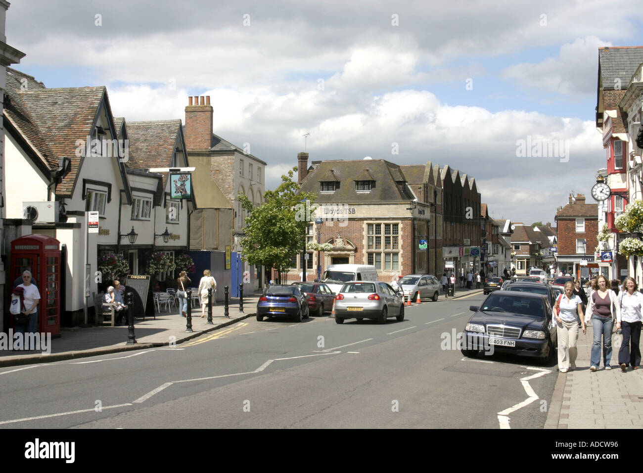Sevenoaks town centre hi-res stock photography and images - Alamy