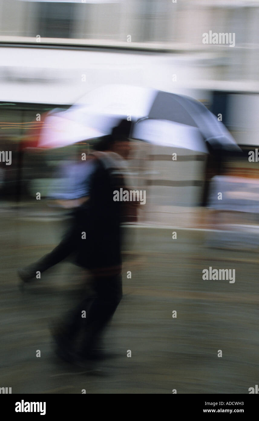 Manchester in rain hi-res stock photography and images - Alamy