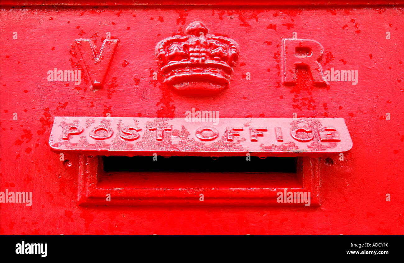 Red Letter box Stock Photo - Alamy