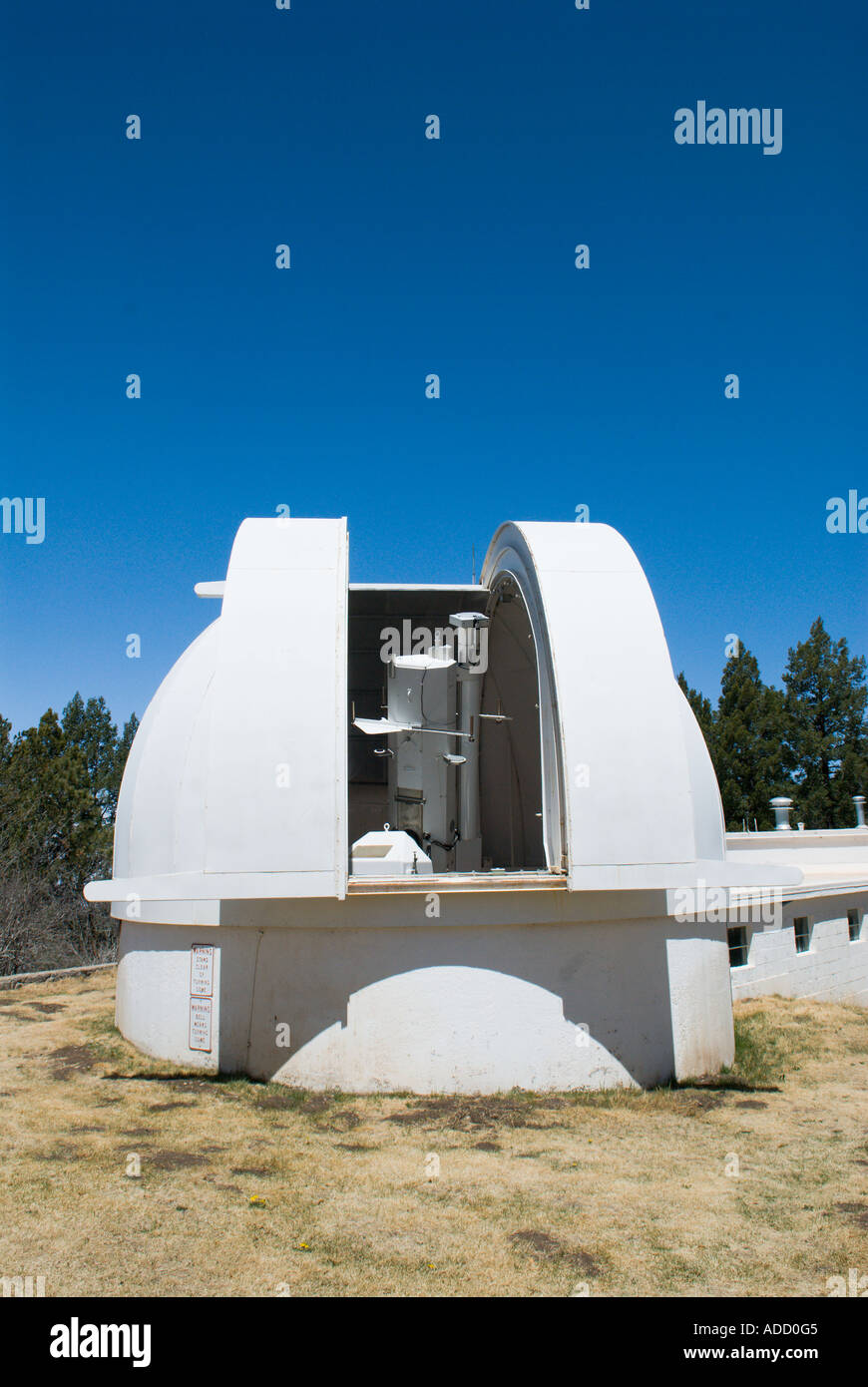 Solar observatory hi-res stock photography and images - Alamy