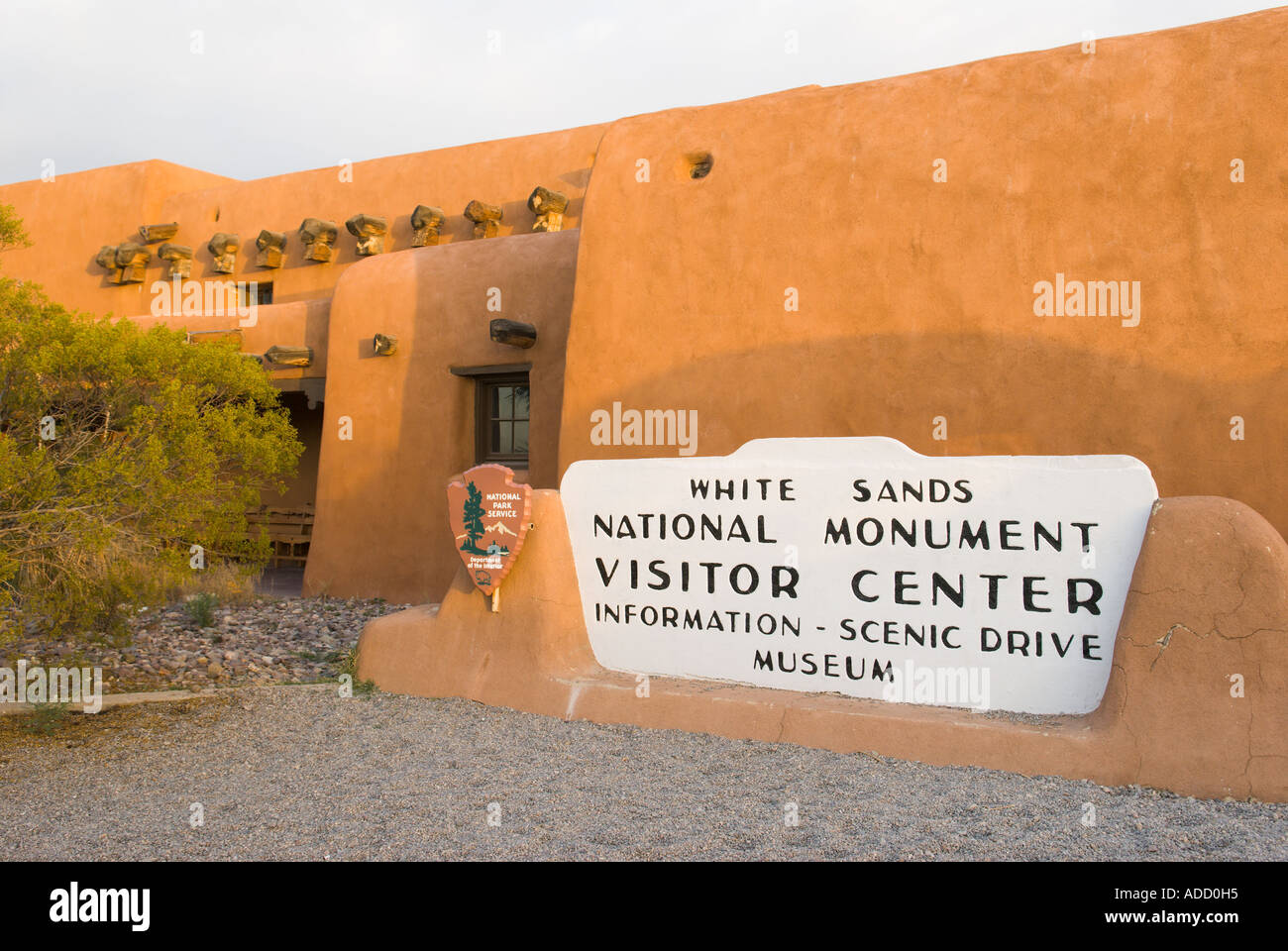 Visitor Center with sign at sunrise at White Sands National Monument in ...
