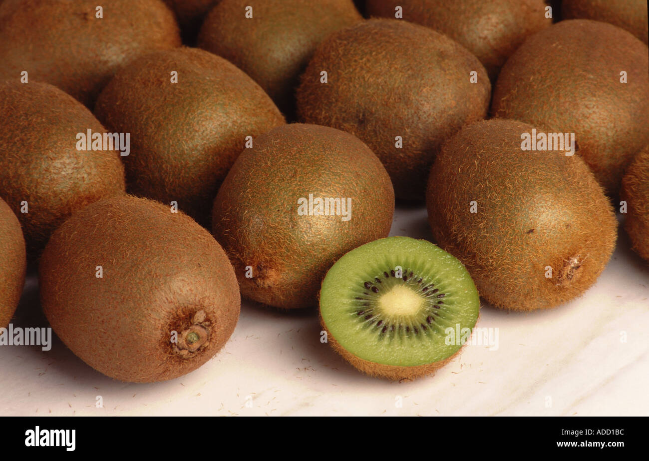 Kiwi Kiwis a lot of fruit and a half infront Stock Photo - Alamy