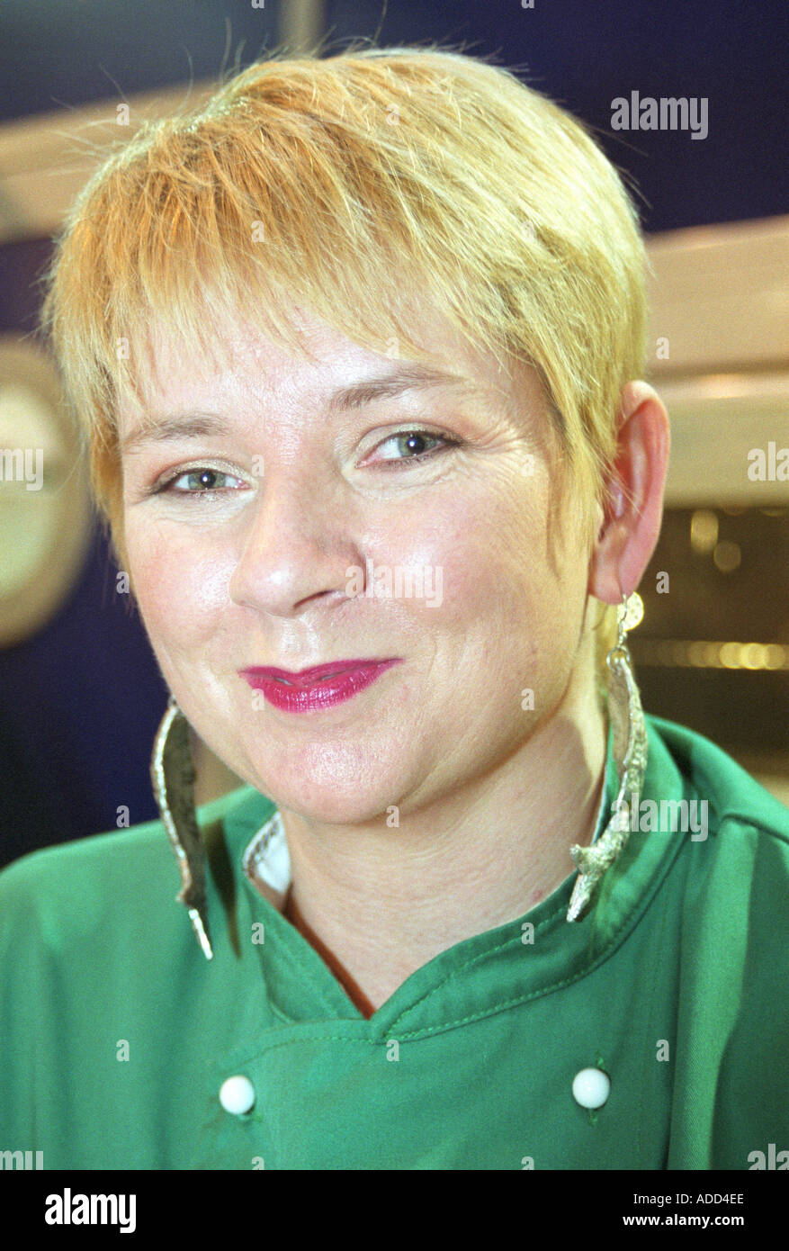 Chef sophie grigson tv television hi-res stock photography and images ...