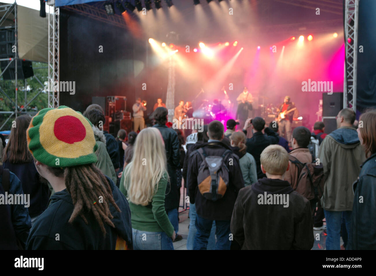 Open air reggae concert hi-res stock photography and images - Alamy