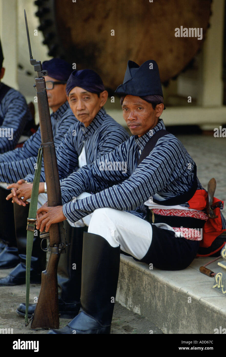 Guards at the Sultan s Palace at Yogyakarta Indonesia Stock Photo - Alamy
