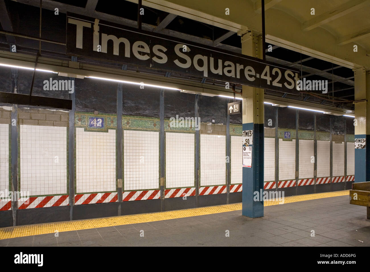 Subway Station Times Square Manhattan New York City USA Stock Photo - Alamy