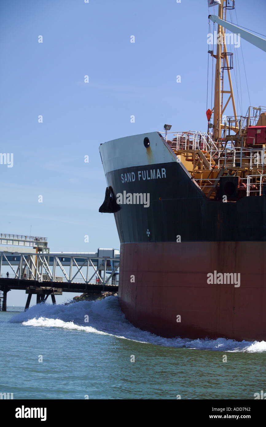 Medway dredger hi-res stock photography and images - Alamy