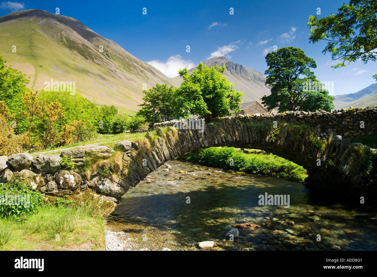 Ancient Stone Arch Packhorse Bridge Over Mosedale Beck, Wasdale Head ...