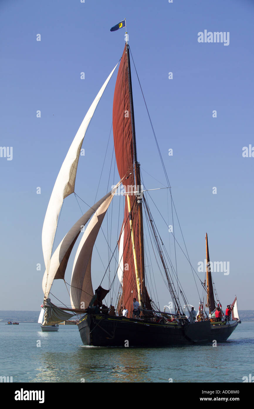 Thames sailing Barge the Mirosa Medway Thames Barge Race 2006 river ...