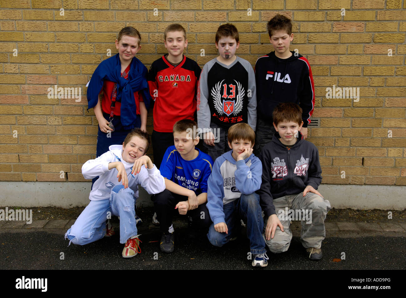 group male school children Stock Photo - Alamy