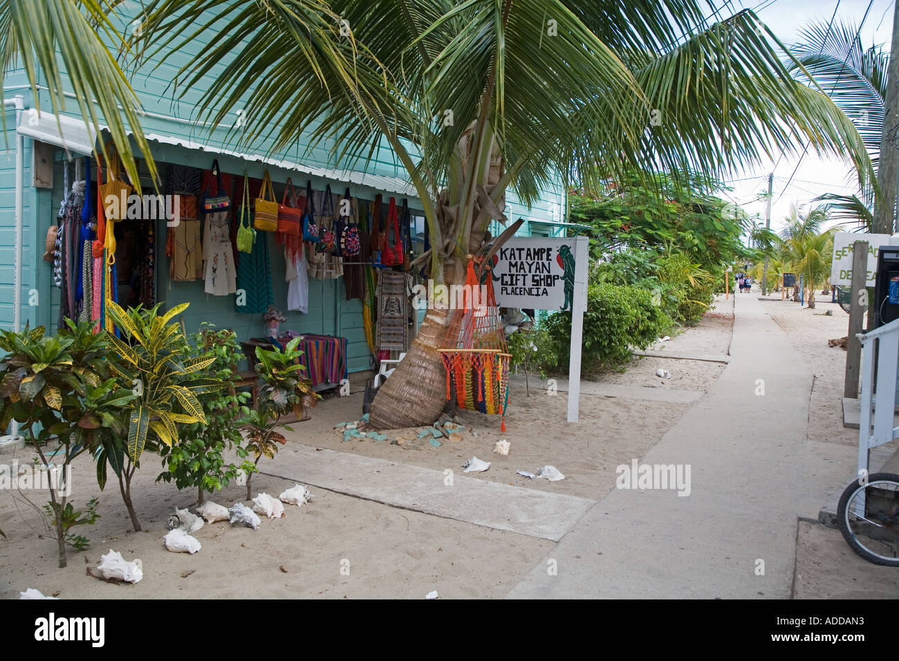 Shop store belize hi-res stock photography and images - Alamy