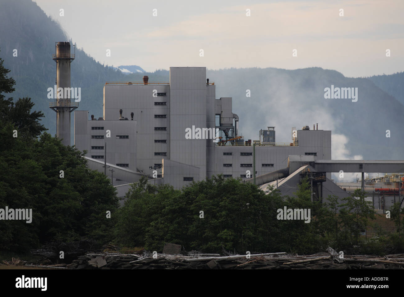 Alcan aluminum smelter kitimat hi-res stock photography and images - Alamy