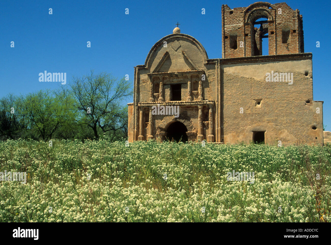 Spanish missions in arizona hi-res stock photography and images - Alamy