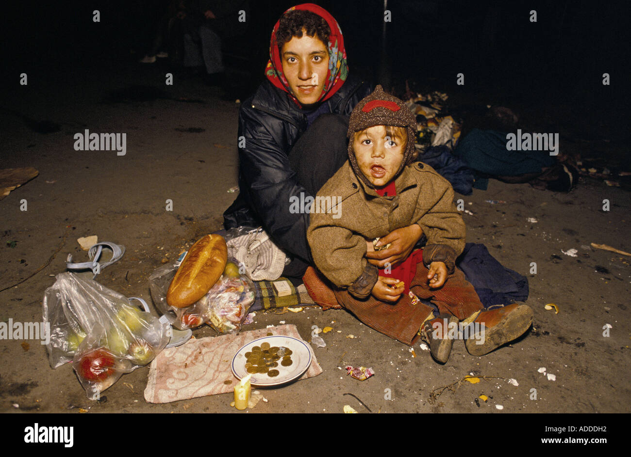 Gypsy and street hi-res stock photography and images - Alamy