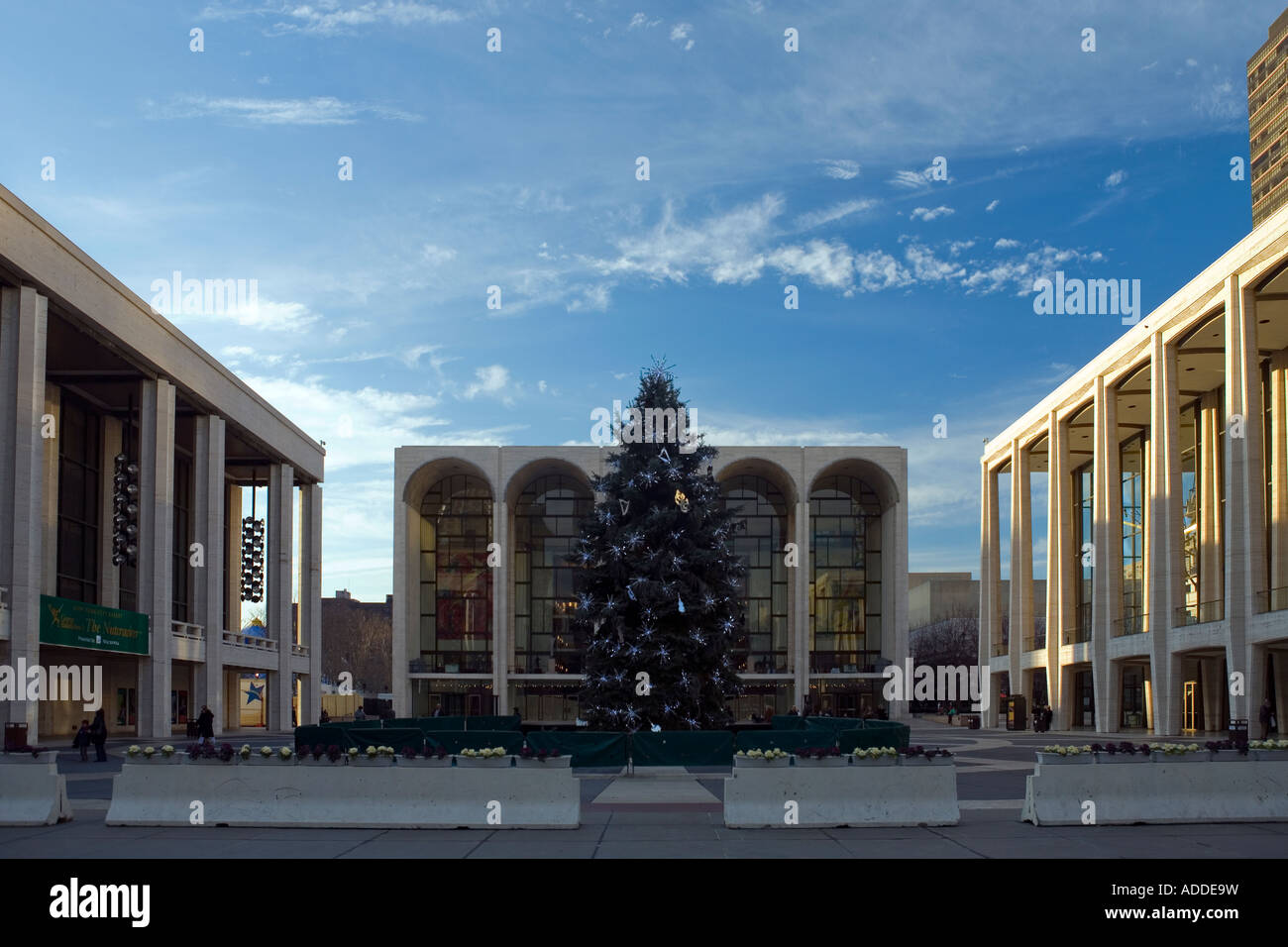 Metropolitan opera house new york hi-res stock photography and images ...