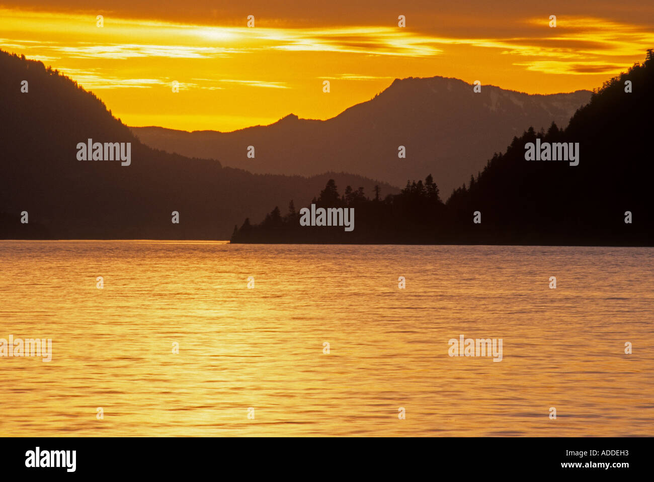 Sunset over the Columbia River at Viento State Park, Columbia River ...