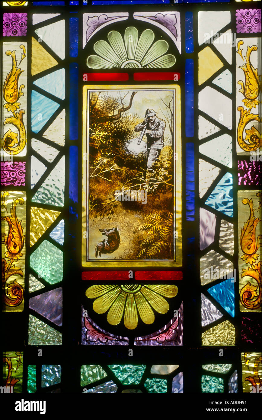 Stained glass victorian hi-res stock photography and images - Alamy