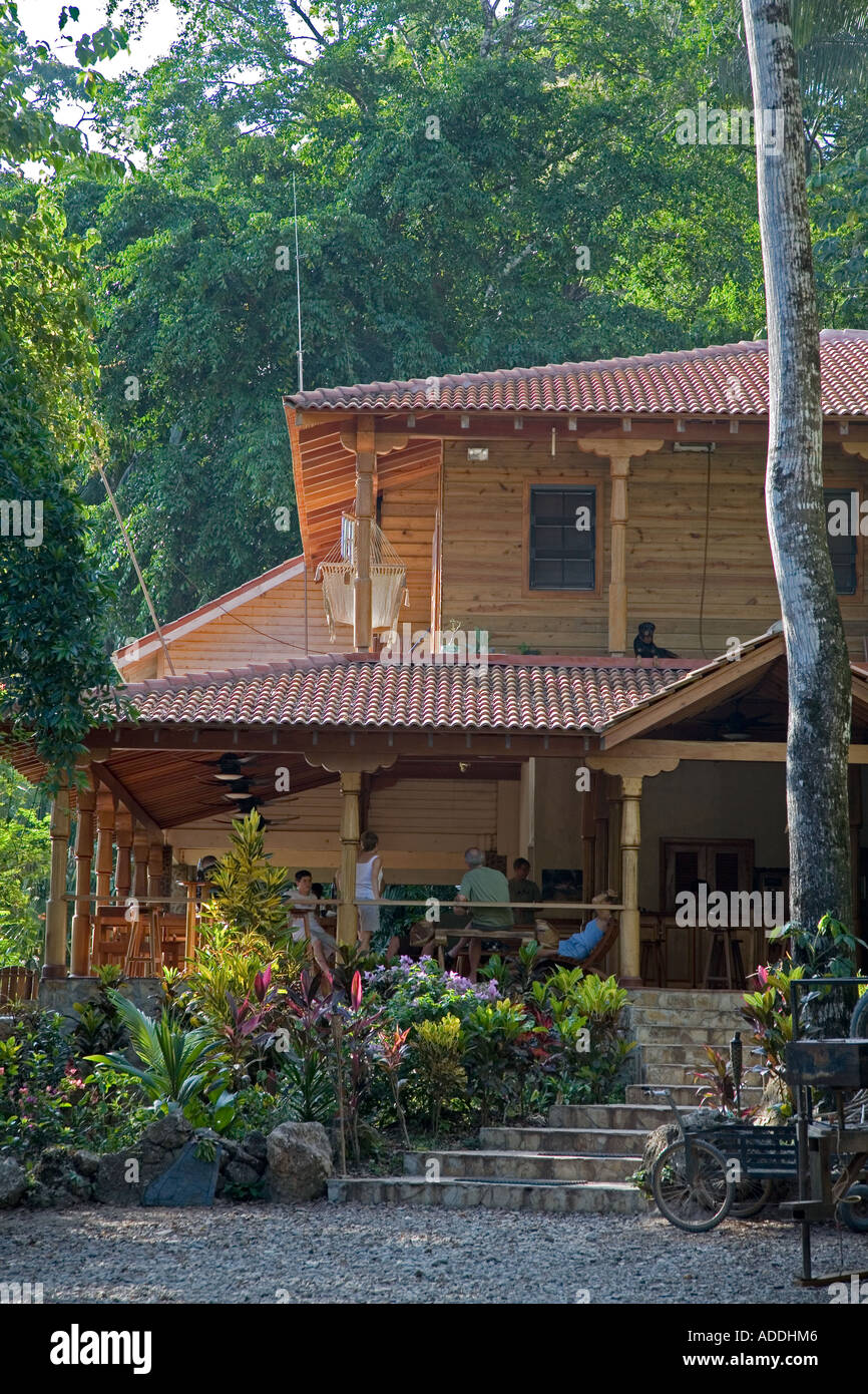 Ian Andersons Caves Branch Jungle Lodge Stock Photo - Alamy