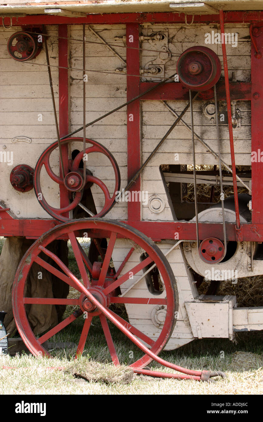 Steam threshing machine hi-res stock photography and images - Alamy