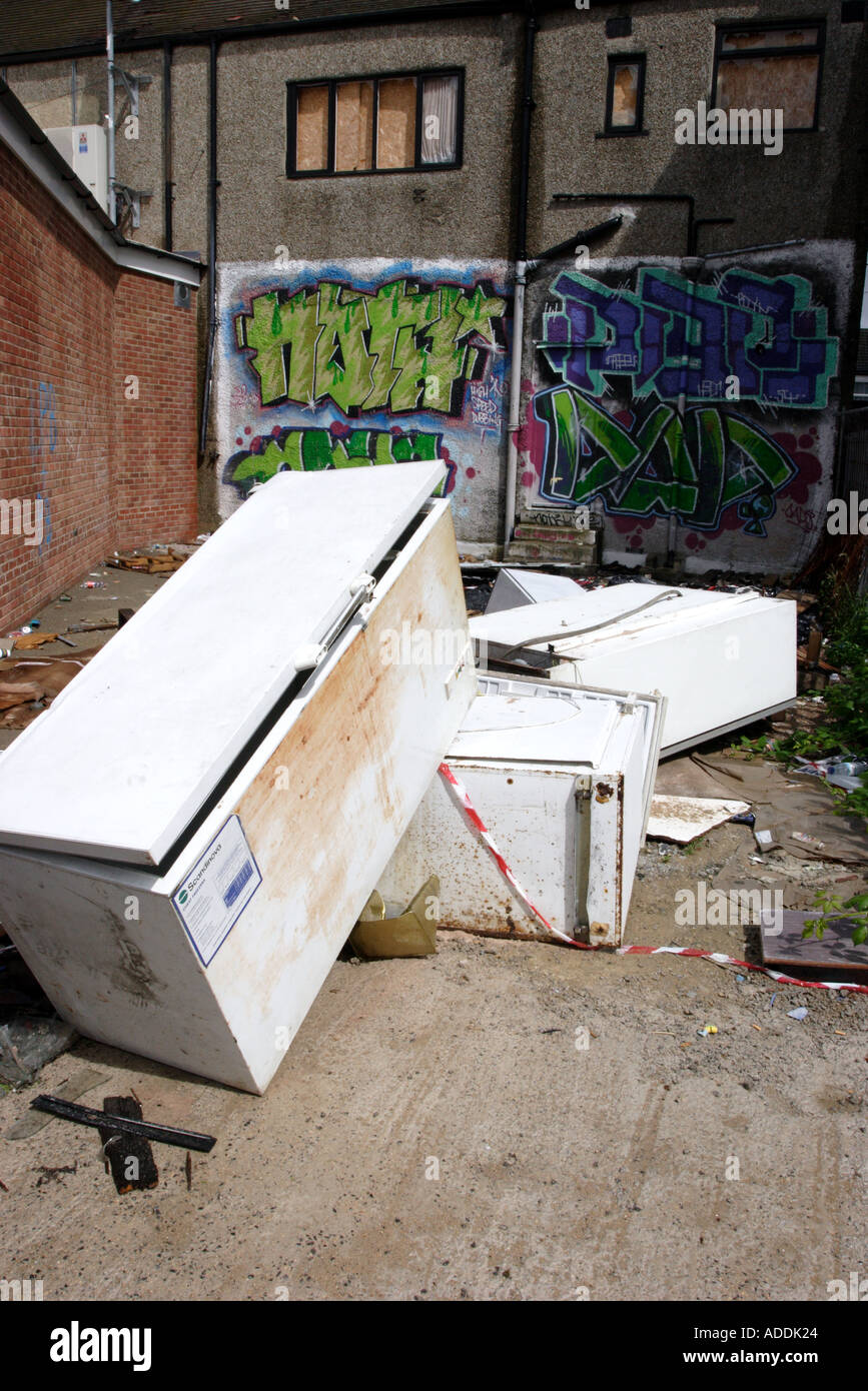 Old chest freezer hi-res stock photography and images - Alamy
