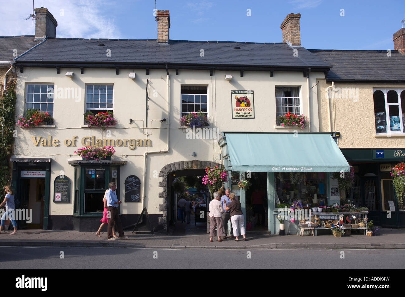 High Street Cowbridge Glamorgan South Wales Stock Photo - Alamy