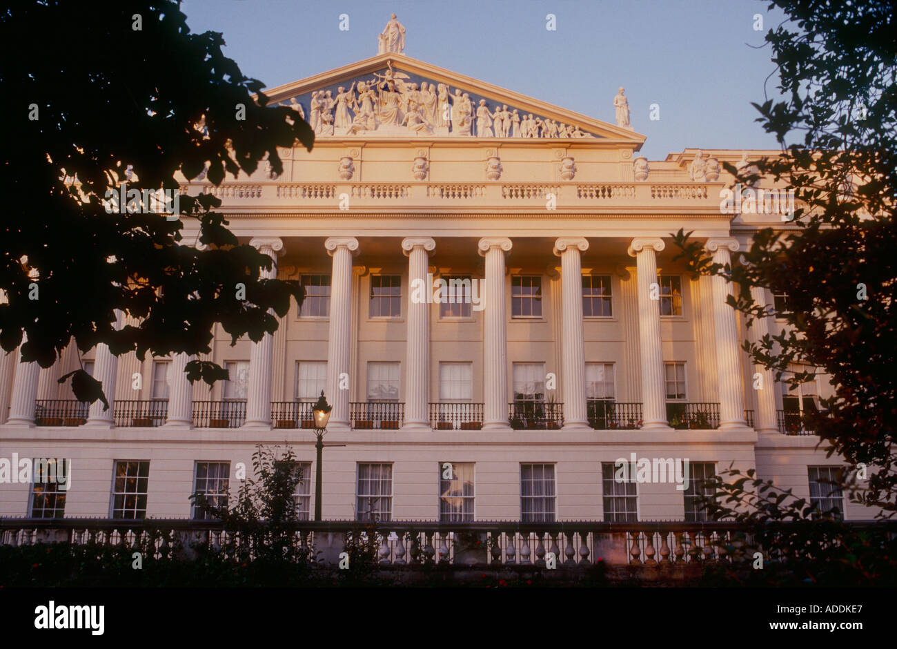 Cumberland terrace regents park london hi-res stock photography and ...