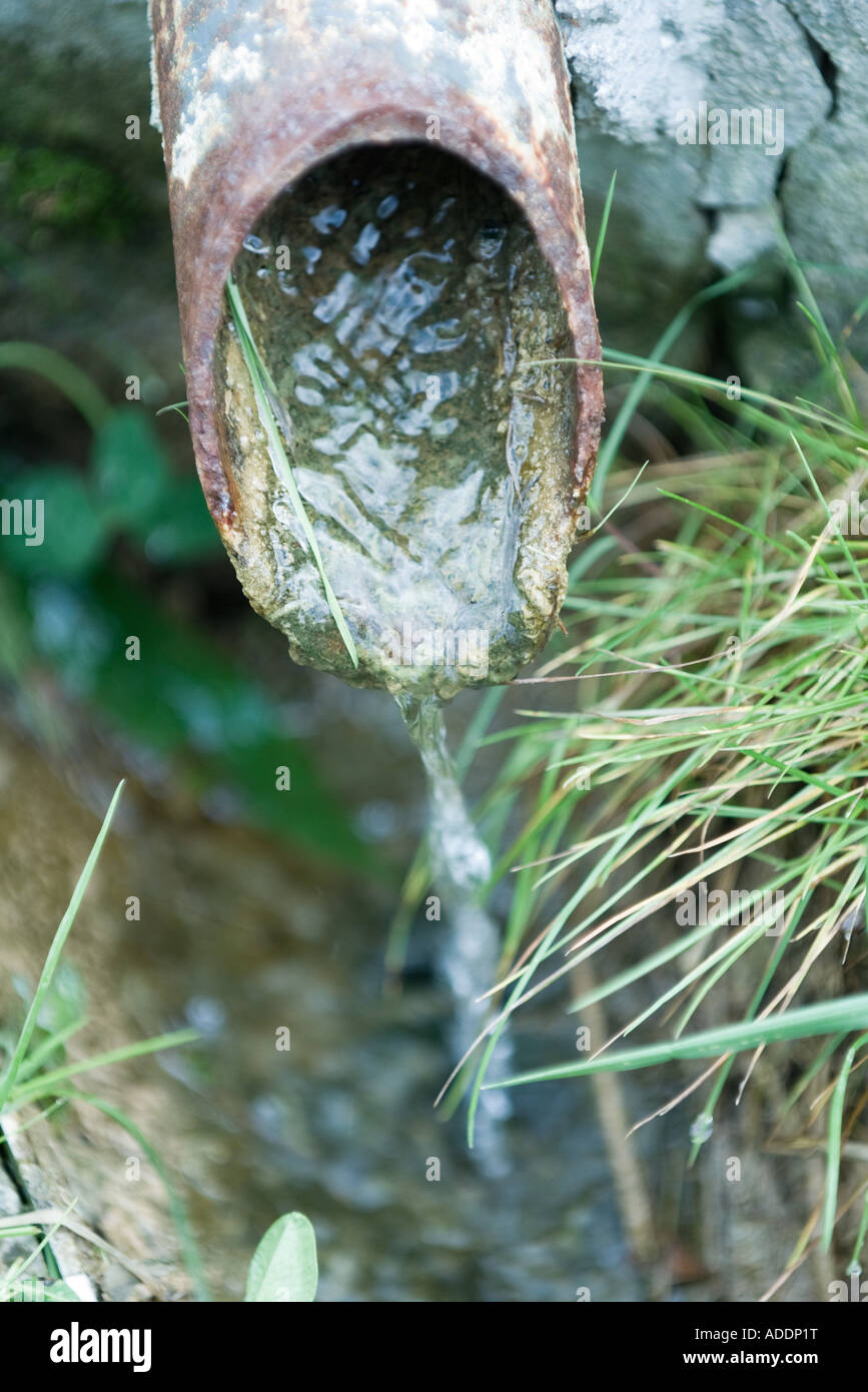 Shot water flowing from drain hi-res stock photography and images - Alamy