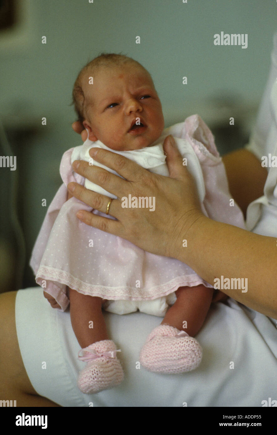 Babies hospital uk hi-res stock photography and images - Alamy