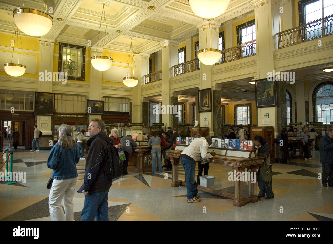 Dublin post office bullet holes hi-res stock photography and images - Alamy