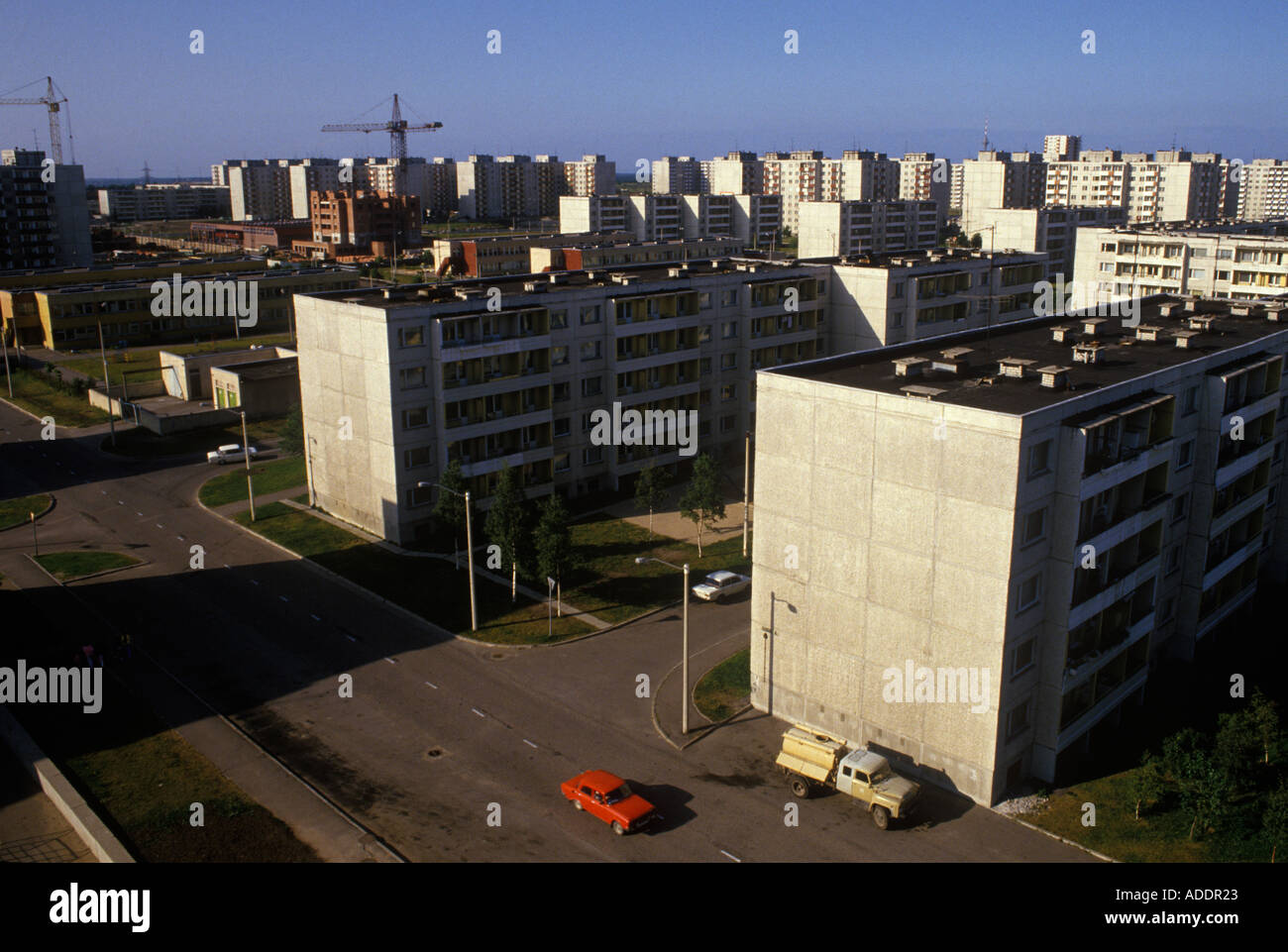 Housing 1980s hi-res stock photography and images - Alamy