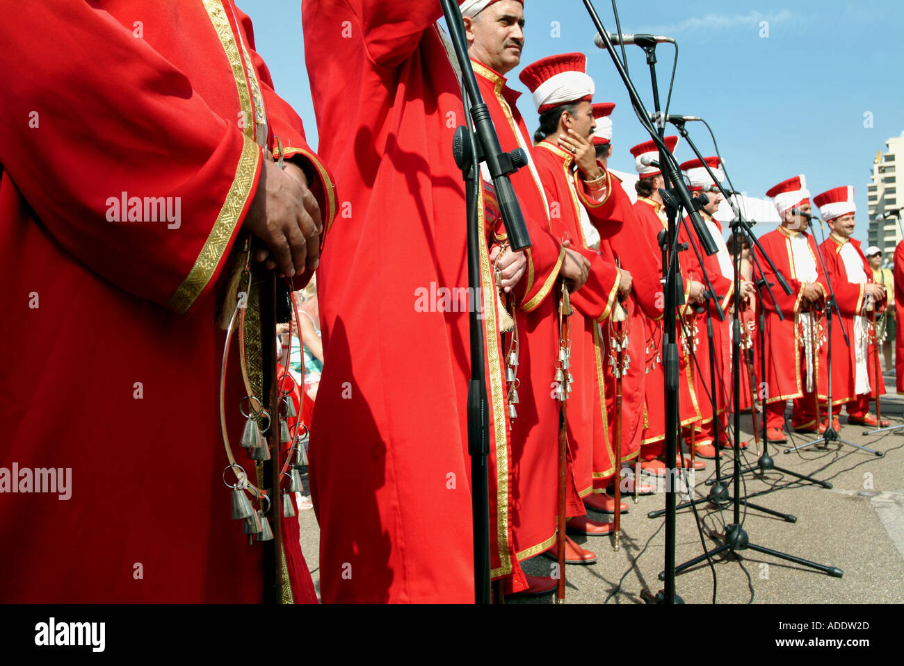 OTTOMAN ARMY BATTLEFIELD BAND IN LONDON TURKISH FESTIVAL 16 JULY 2005 ...