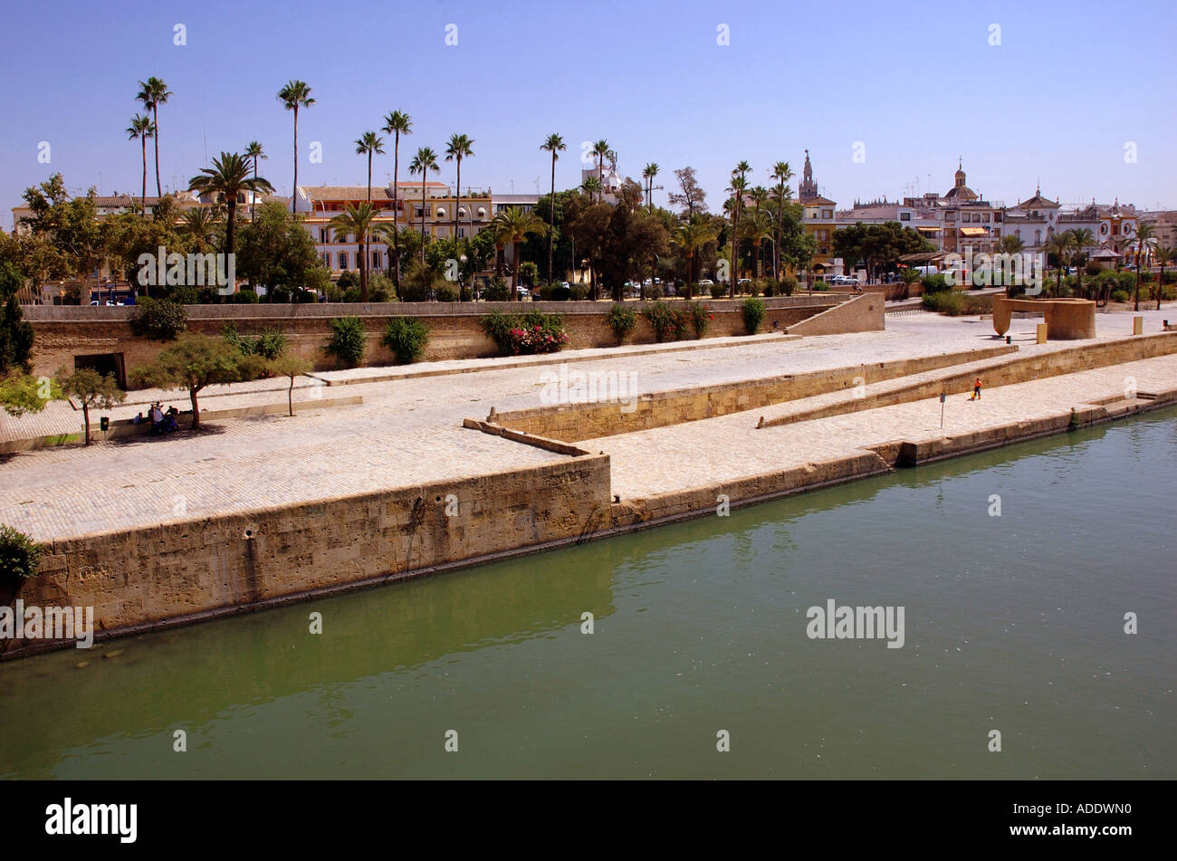 Promenade at the river rio guadalquivir hi-res stock photography and ...