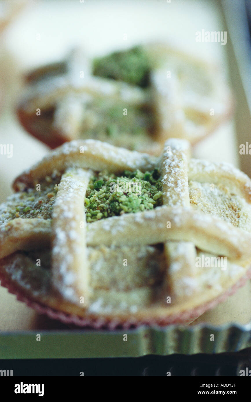 Tartlet pan hi-res stock photography and images - Alamy