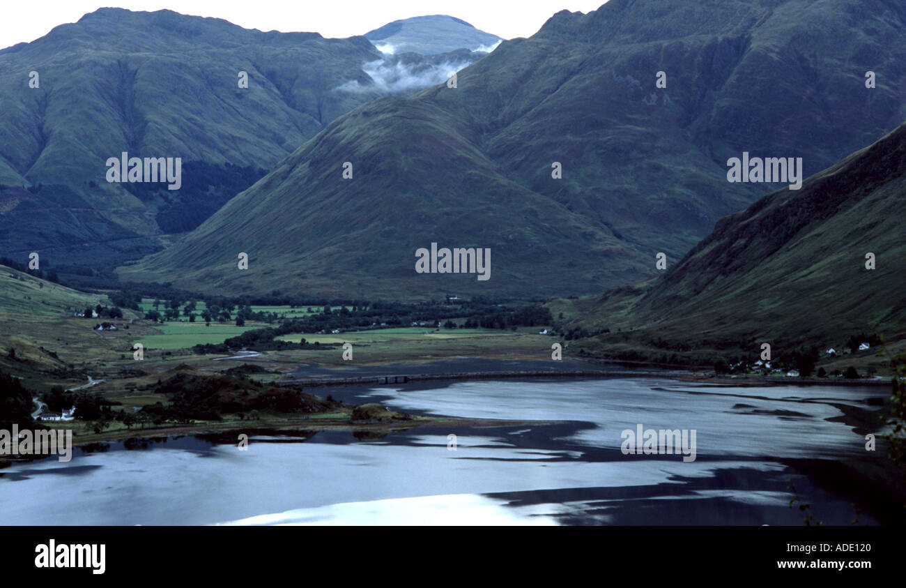 Loch Duich in Scottish Highlands Stock Photo - Alamy