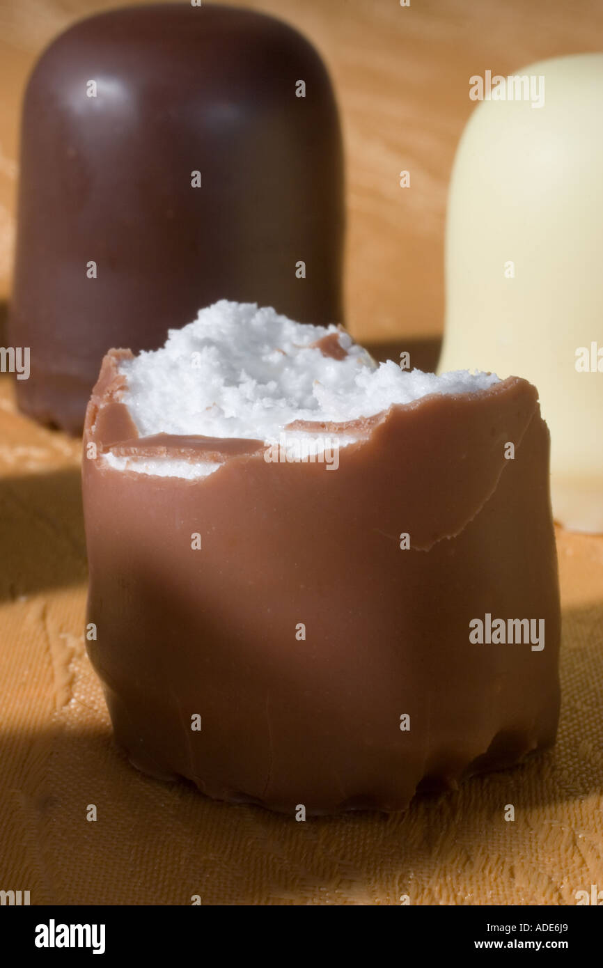 Schokolade foamy chocolate Negerkuss Stock Photo - Alamy