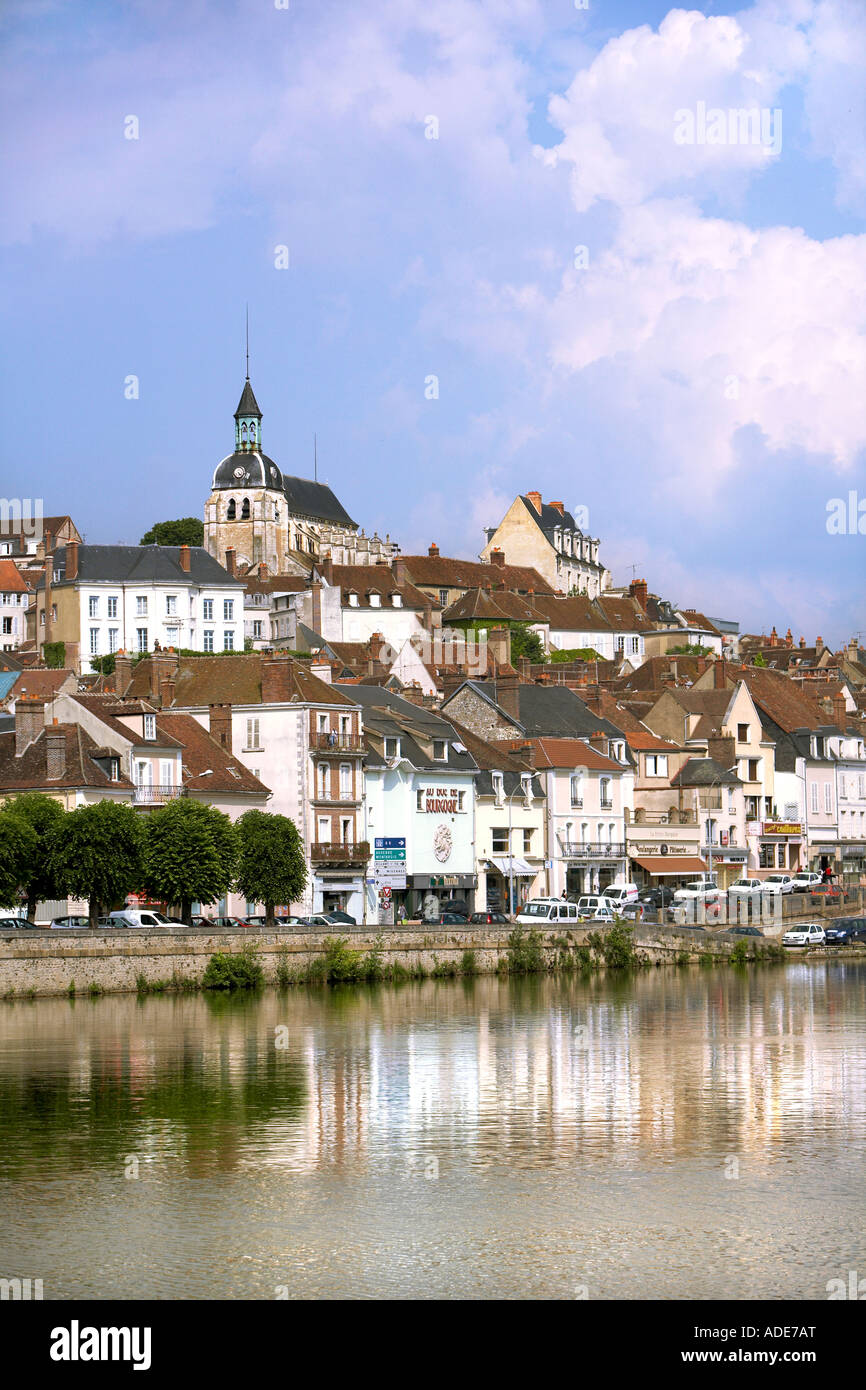 Joigny hi-res stock photography and images - Alamy