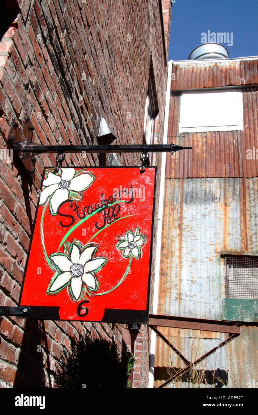 store sign signs shop shoppping Stock Photo - Alamy