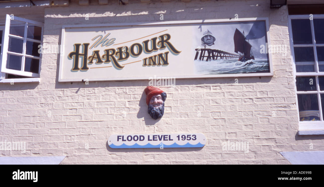Harbour Inn Southwold High Resolution Stock Photography and Images - Alamy