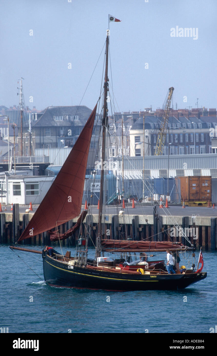 The 50ft 1911 Pilot Cutter Hirta arrives at Weymouth Harbour Dorset ...